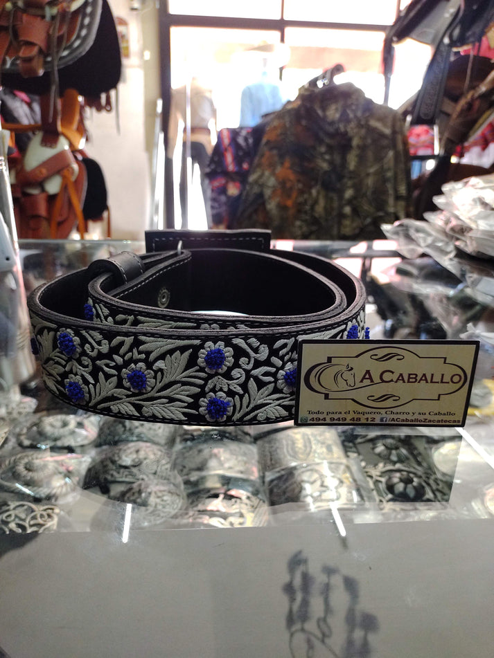 Cinto Piteado Rameado y Flores Abultadas Azul Rey – acaballo